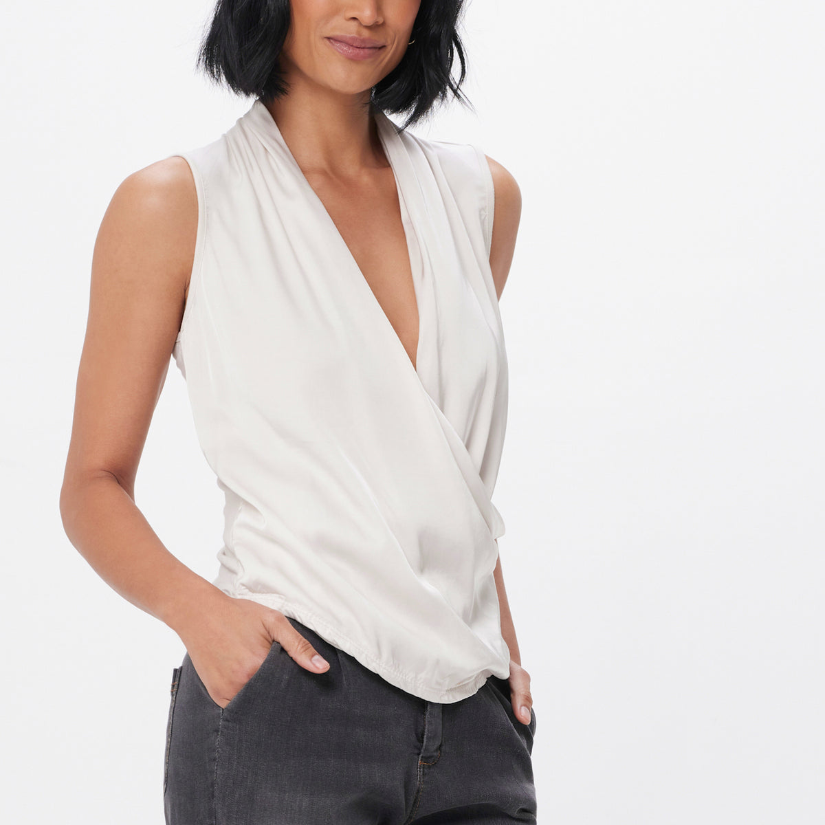Graysen Satin Cross Over Sleeveless Top – Suzy D London